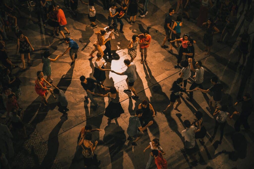 The Square Dance Becomes the State Folk Dance of Missouri: May 31, 1995 ...